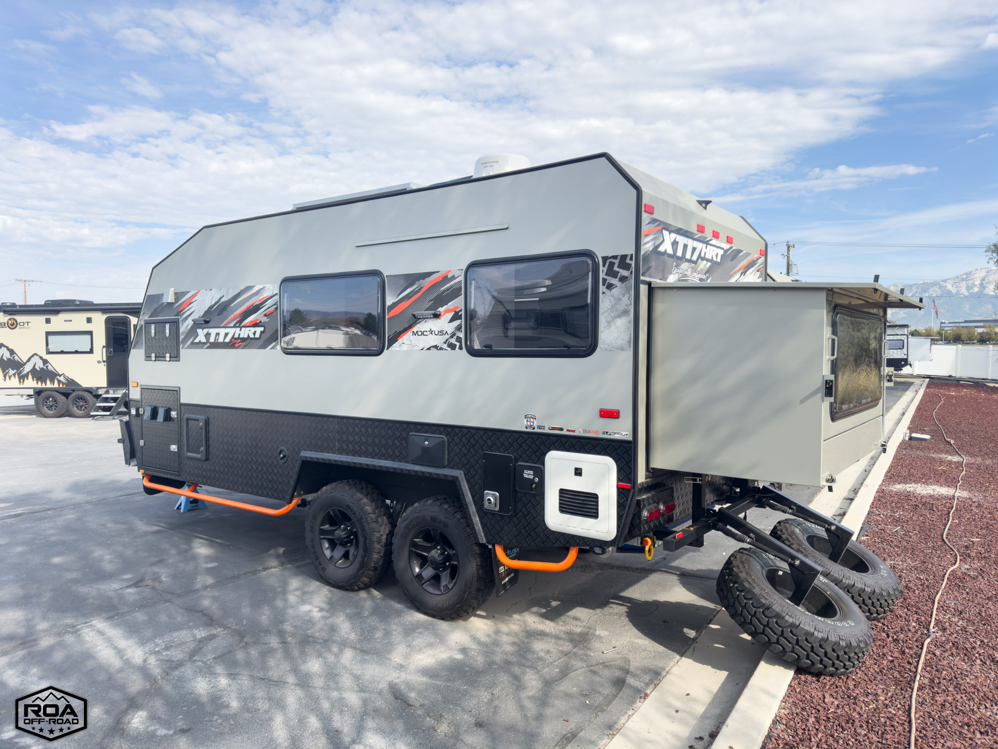 2025 MDC XT17HRT Overland | RVs of America