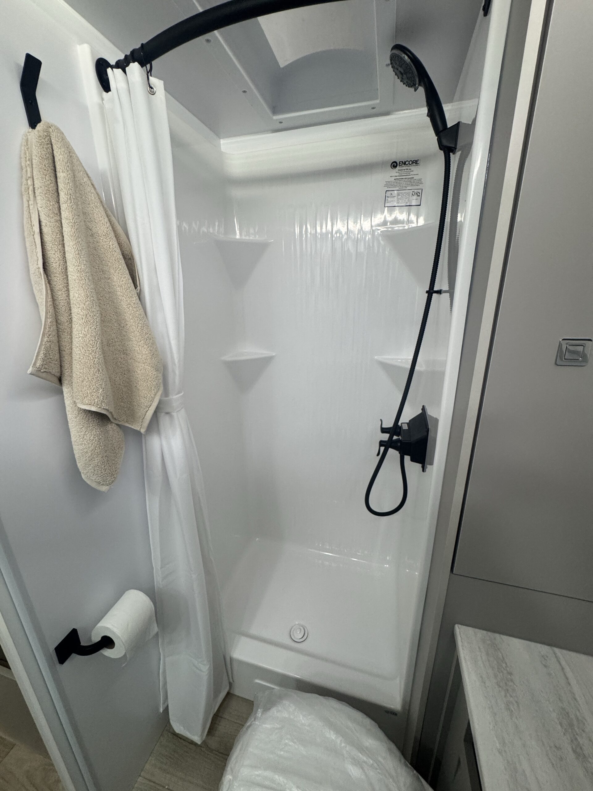 Pause Reboot RE19.4 Stealth Edition | RVs of America